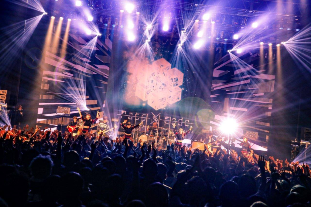 PassCodeってどんなグループ？代表曲と魅力の理由を紹介！ | i-me（アイミー）